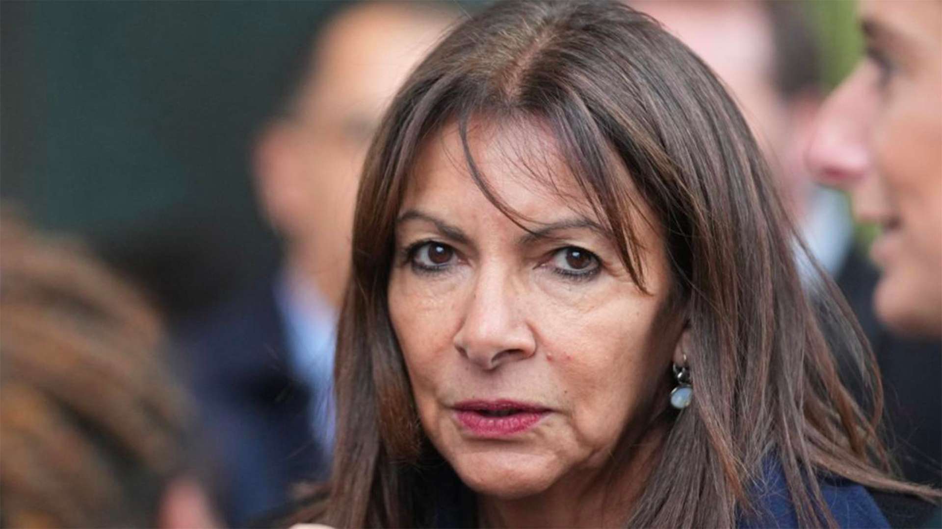 On critique souvent Anne Hidalgo. Que serait selon vous un(e) maire ...